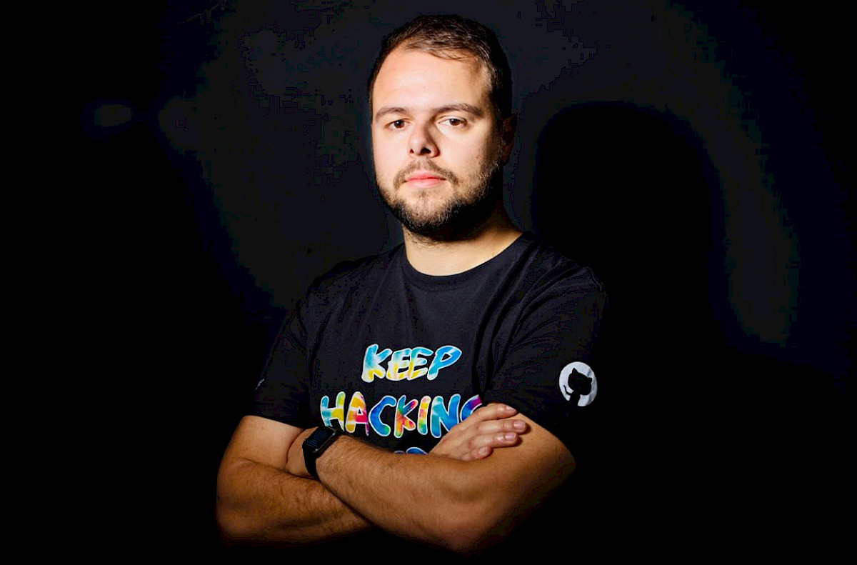 Antigo Aluno do DEI conquista título de Hacker Mais Valioso