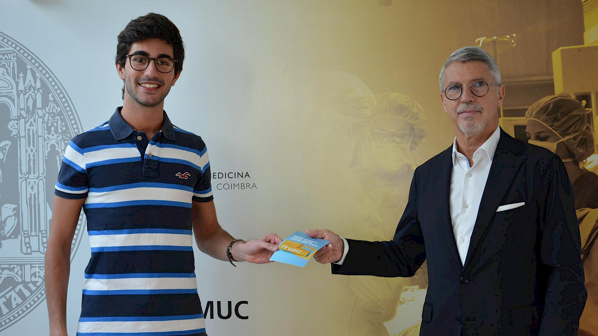 SMASHMEDICINE: entrega do primeiro prémio de "question writer of the month"